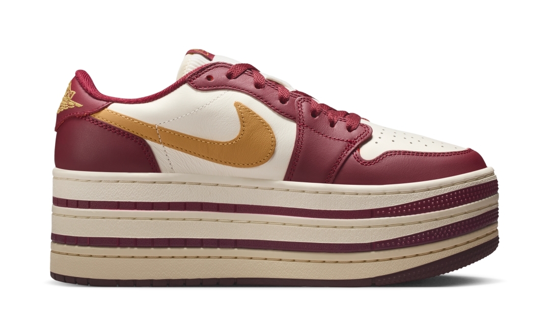 【2026年 1/23 発売】NIKE W AIR JORDAN 1 TRIPLE STACK “Team Red/Pale Ivory ...