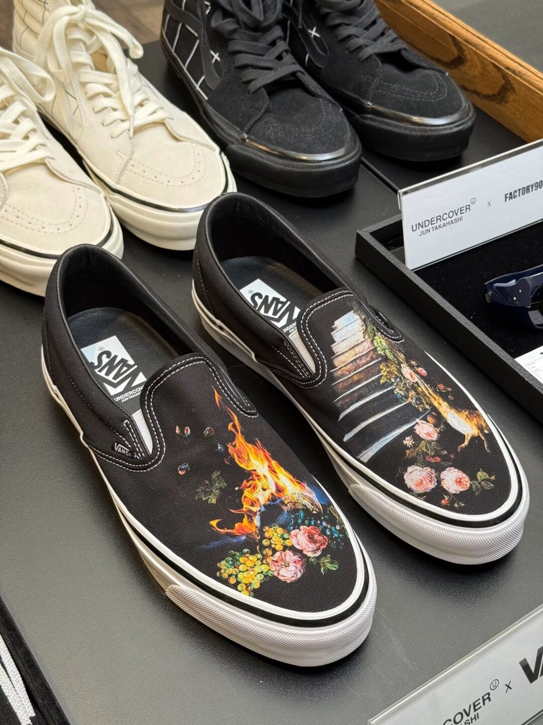 【2026年 6/26 発売予定】UNDERCOVER x OTW by VANS “Sk8-Hi & Classic Slip-On 98 ...